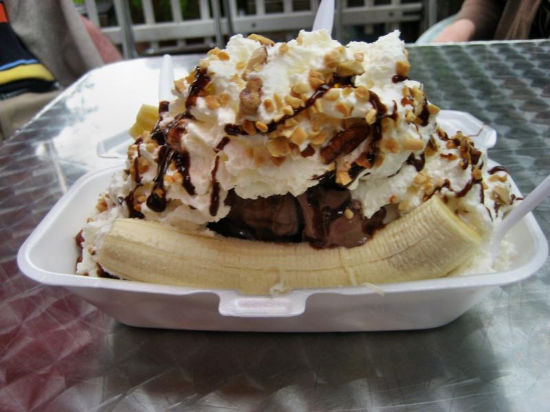 Drive I-95 :: Jaxson's Ice Cream Parlor